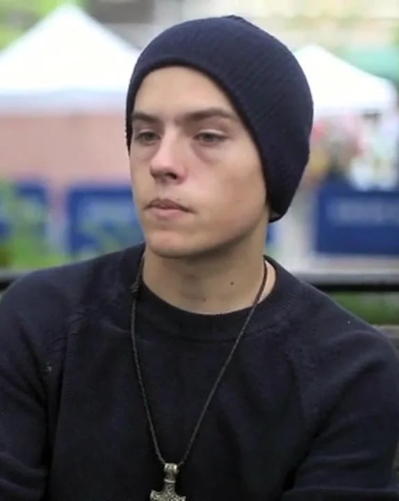 Carta Natal de Dylan Sprouse: Sol en Leo, Luna en Libra, Ascendente en ...